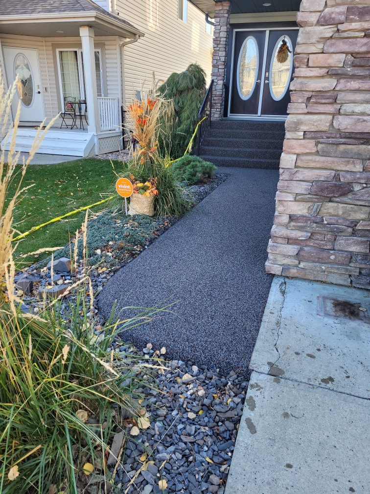 Why Is Rubber Paving The Perfect Solution For Your Patio?